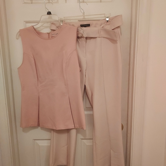 Other | 2 Piece Light Pink Size 8 Capri With Slits On Front And Zip Up ...